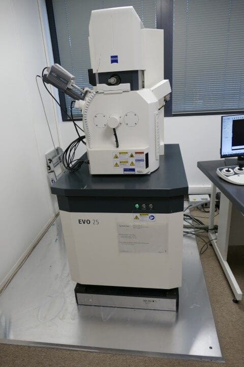 ZEISS EVO 25 SEM - Regen Microscopy